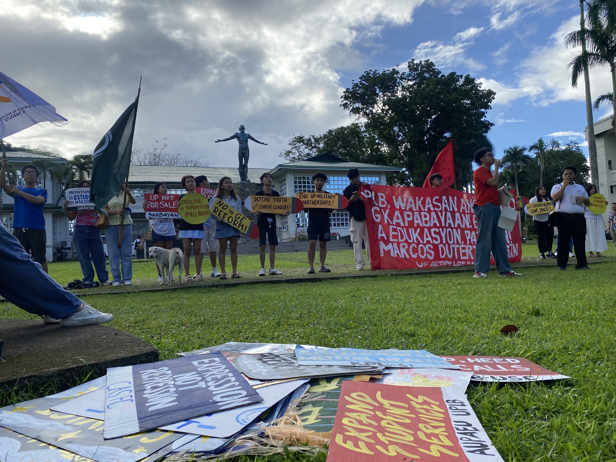 UPLB community nagtipon sa International Students’ Day Protest | Los ...
